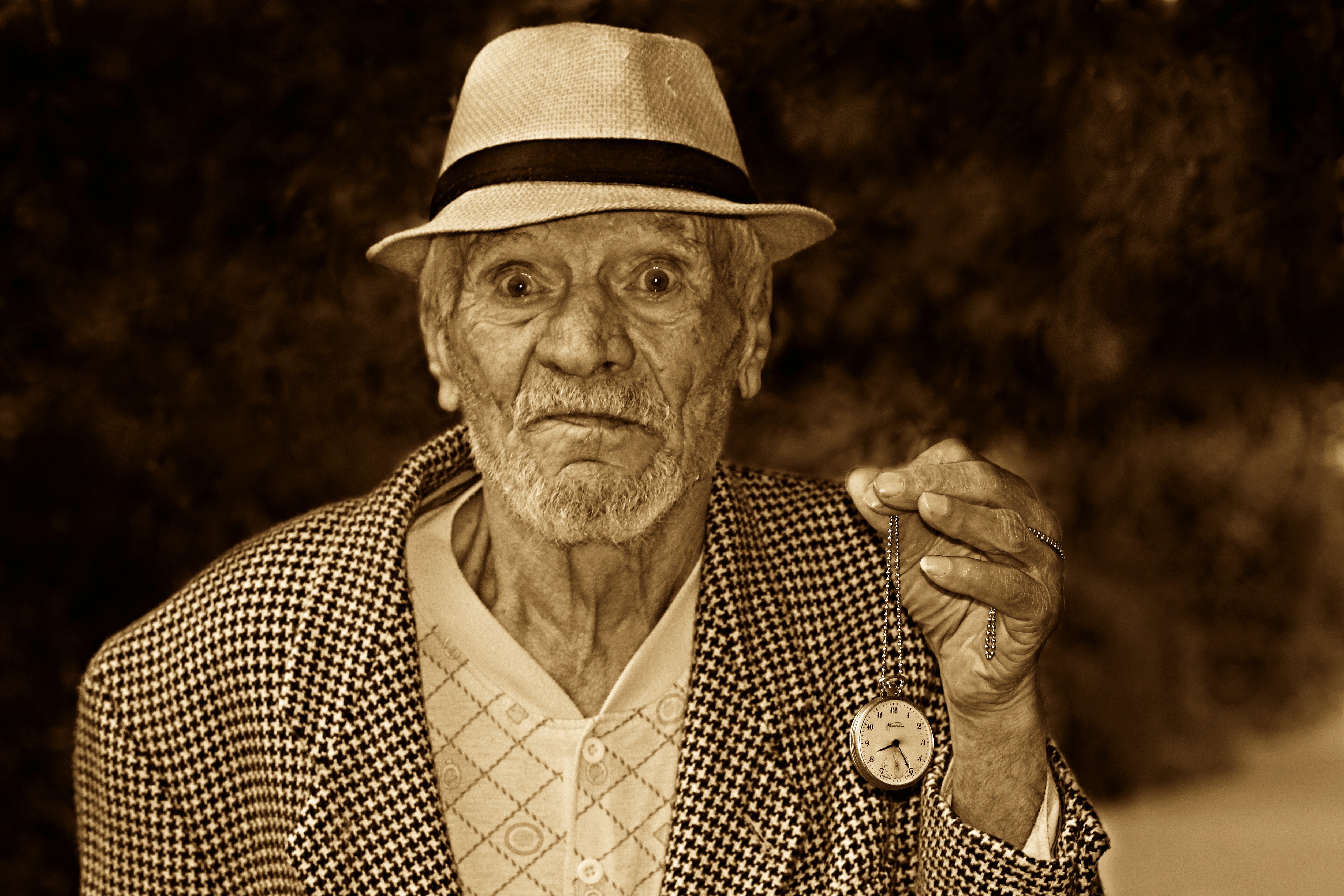 Free Photo Grayscale Photo Of A Man In Houndstooth Print Suit Jacket